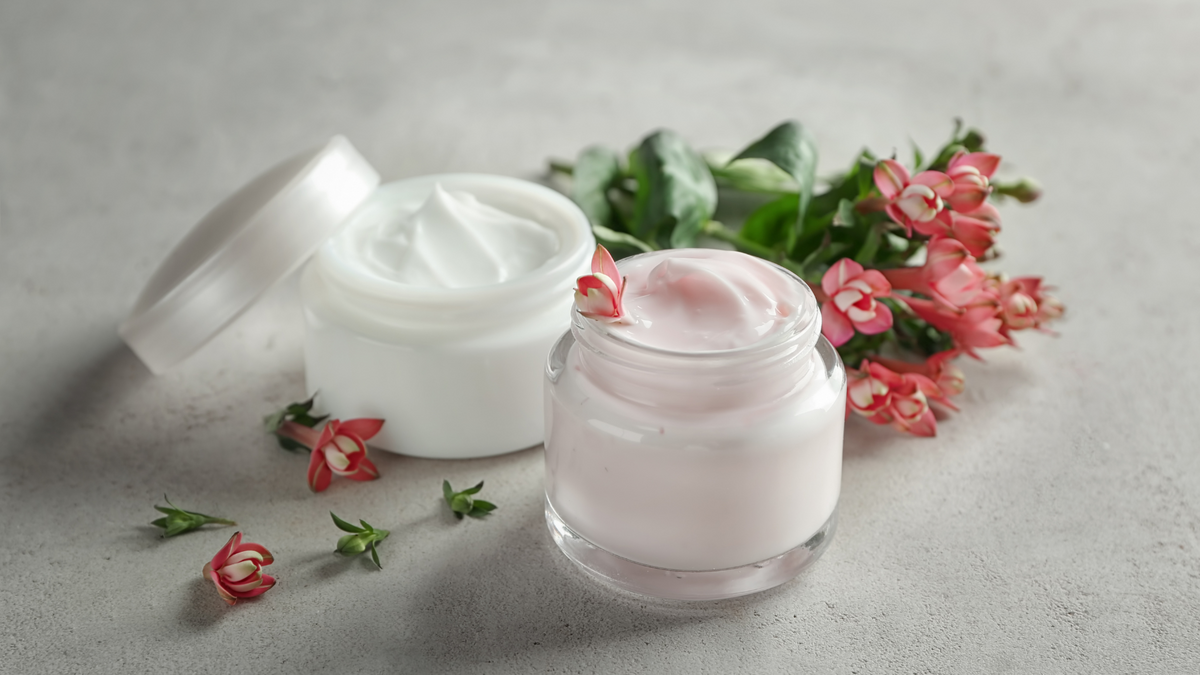 Kandungan Bahan Aktif dalam Body Lotion dan Manfaatnya untuk Kulit Seh ...