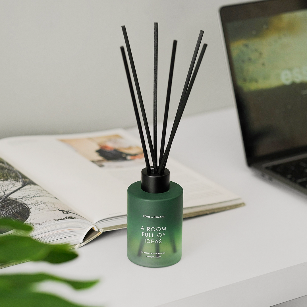 HOME of HUMANS A Room Full of Ideas Reed Diffuser 140 ml – HMNS Perfume