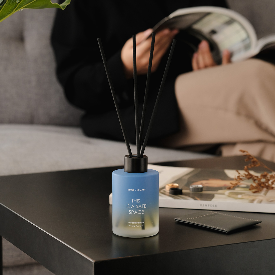 HOME of HUMANS This is a Safe Space Reed Diffuser 140 ml – HMNS Perfume